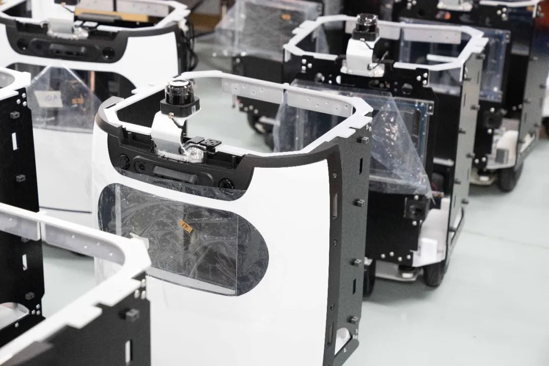 无需百万级投入Formlabs SLS设备实现工业级打印质量和批量生产_中国机器人网